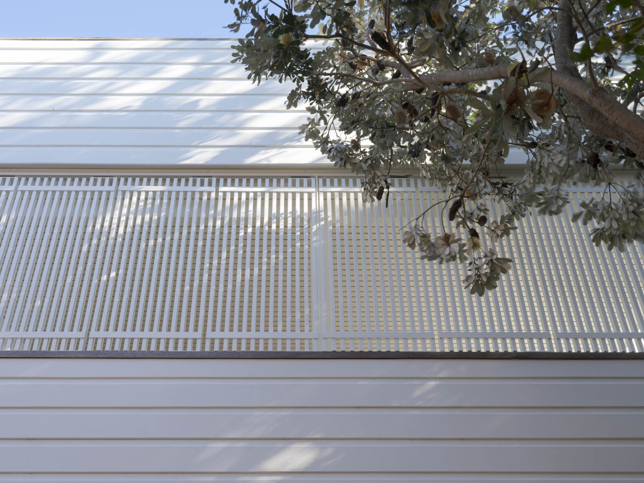 Three Points House – Projects