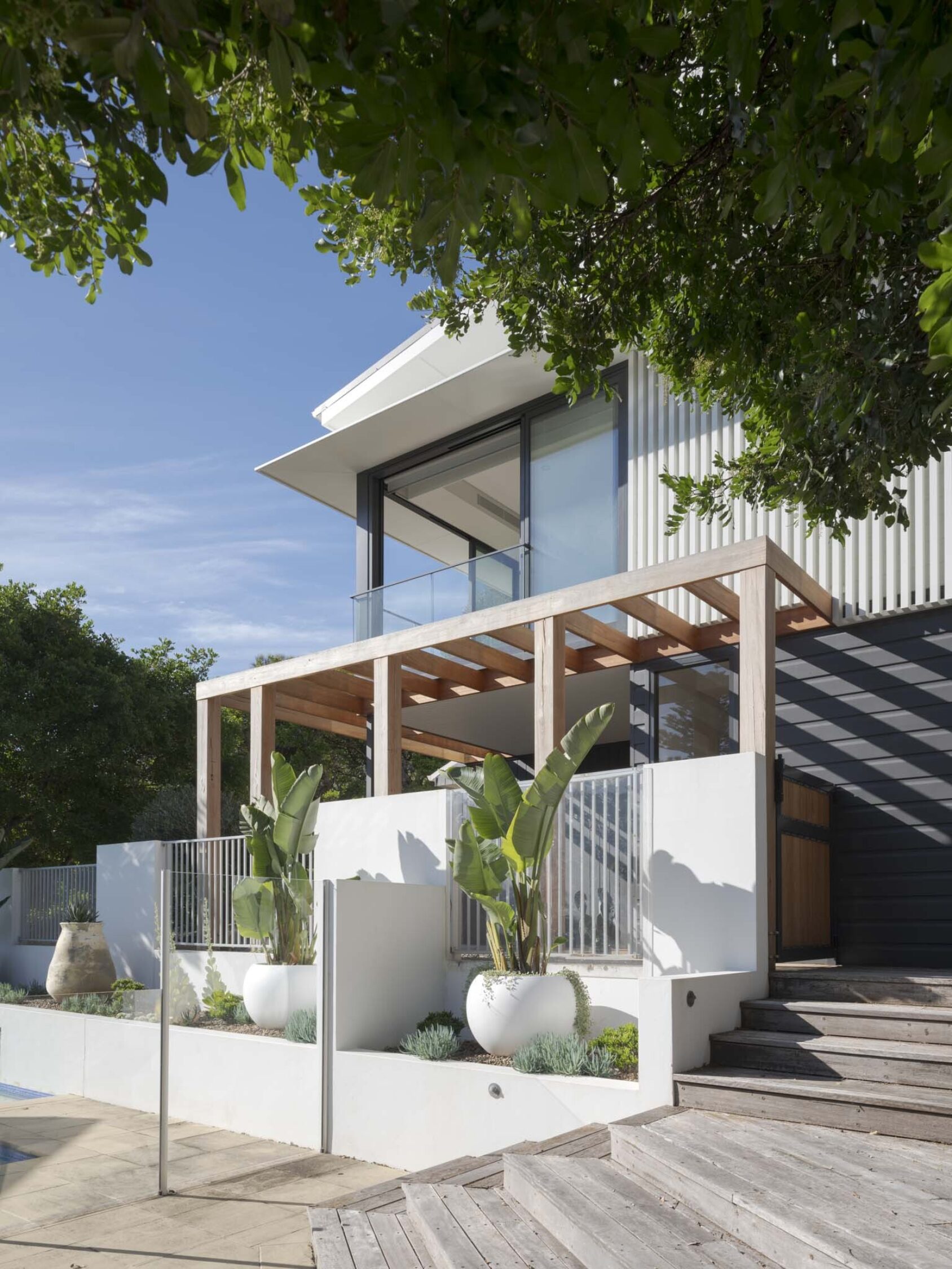 Three Points House – Projects